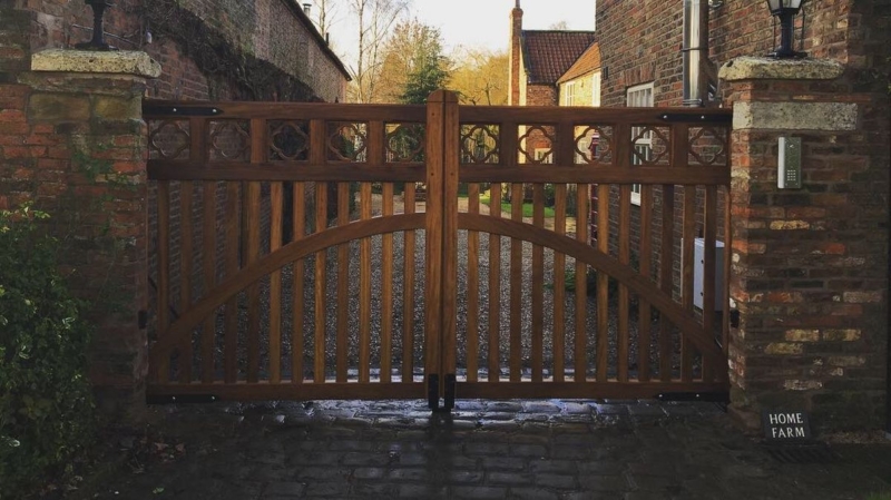Garden Gate – Bespoke – Lundgates