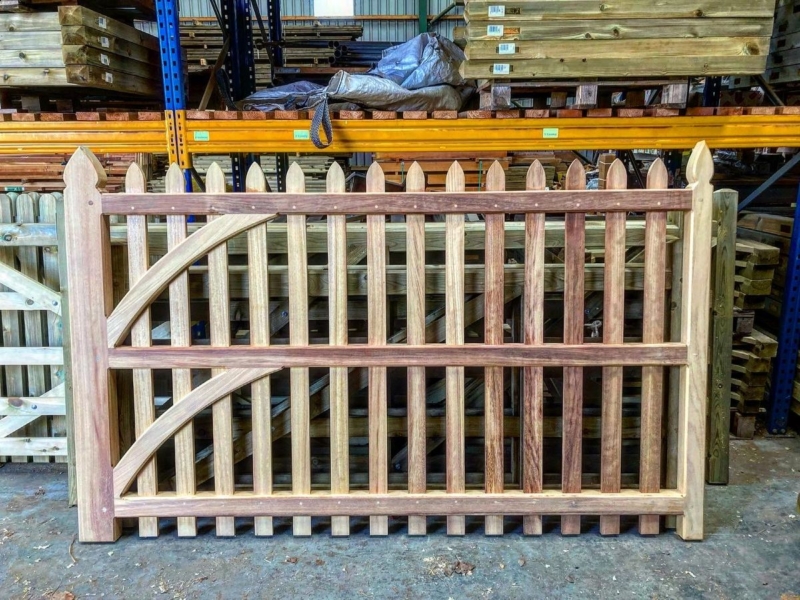 Garden Gate – Bespoke – Lundgates
